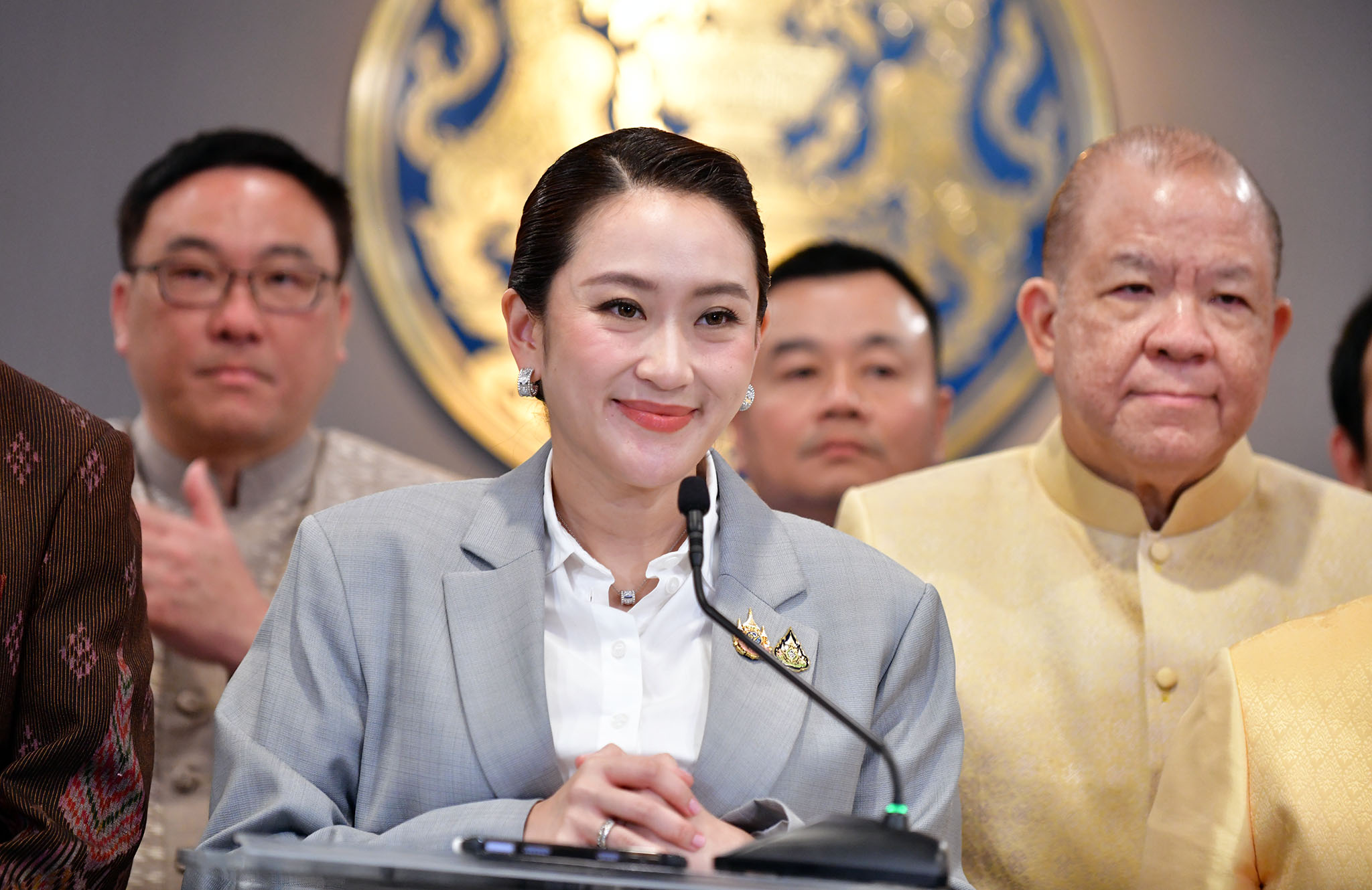 "นายกฯ" โยนสภาฯ ตัดสินฝ่ายค้านขอเปิดถก MOU 44 รับ คกก. JTC ยังไม่คลอดติด กม.ฝั่งไทย : อินโฟเควสท์